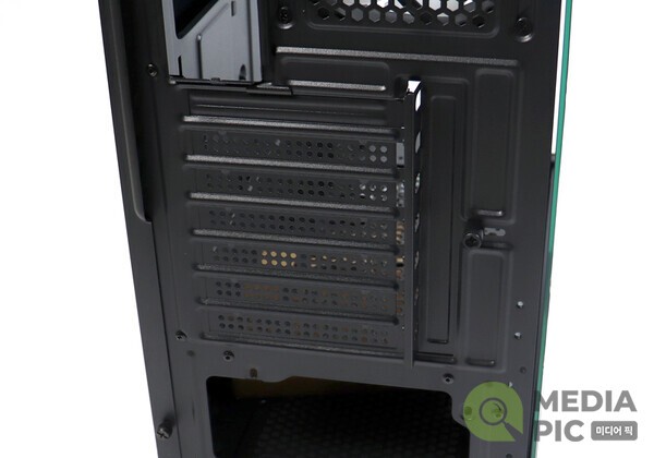 어항 케이스 시장 접수할 범고래의 등장 '앱코 UH40 킬러웨일 ARGB'