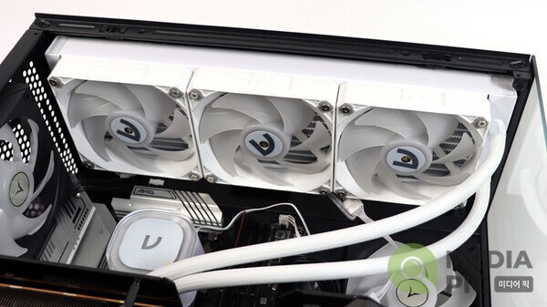 어항 케이스 시장 접수할 범고래의 등장 '앱코 UH40 킬러웨일 ARGB'