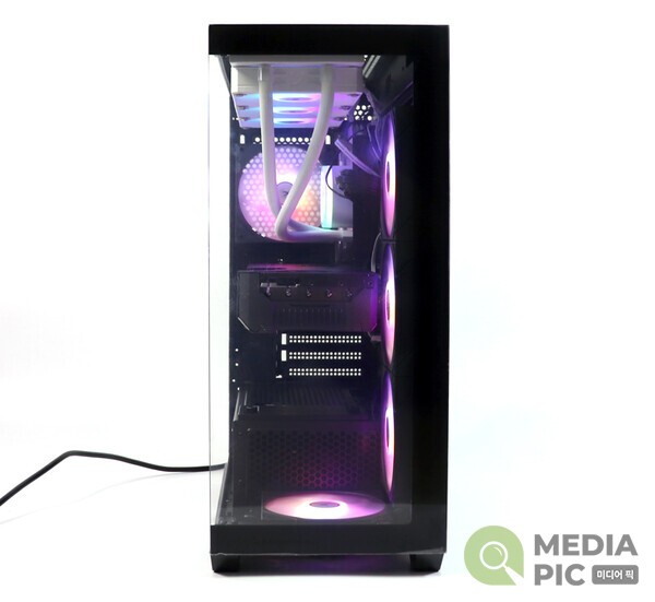 어항 케이스 시장 접수할 범고래의 등장 '앱코 UH40 킬러웨일 ARGB'