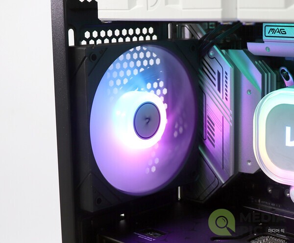 어항 케이스 시장 접수할 범고래의 등장 '앱코 UH40 킬러웨일 ARGB'