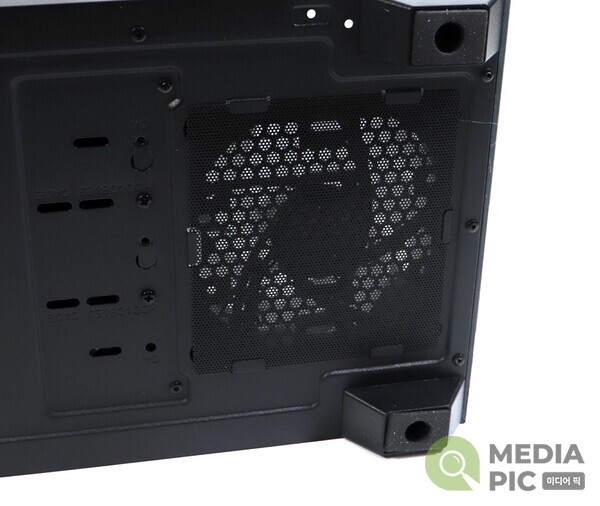 어항 케이스 시장 접수할 범고래의 등장 '앱코 UH40 킬러웨일 ARGB'