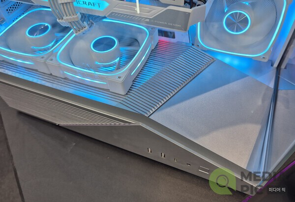 [컴퓨텍스 2025] 개성 넘치는 디자인으로 시선 집중 '1STPLAYER'