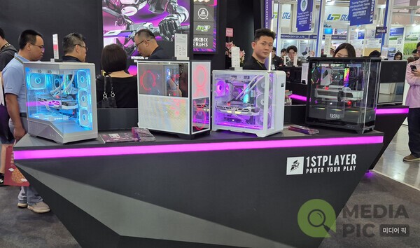 [컴퓨텍스 2025] 개성 넘치는 디자인으로 시선 집중 '1STPLAYER'